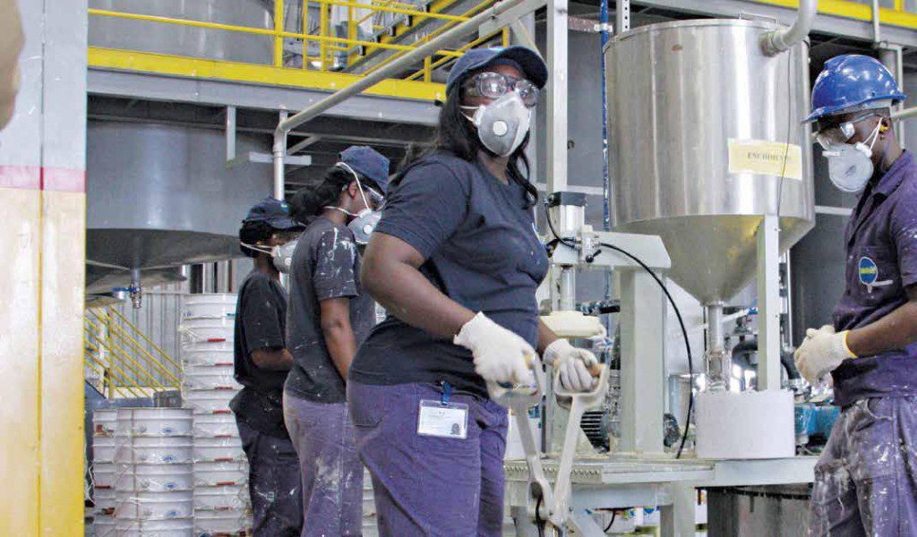 Programa Angola Investe: Uma longa estrada que está por percorrer | Portal de Angola